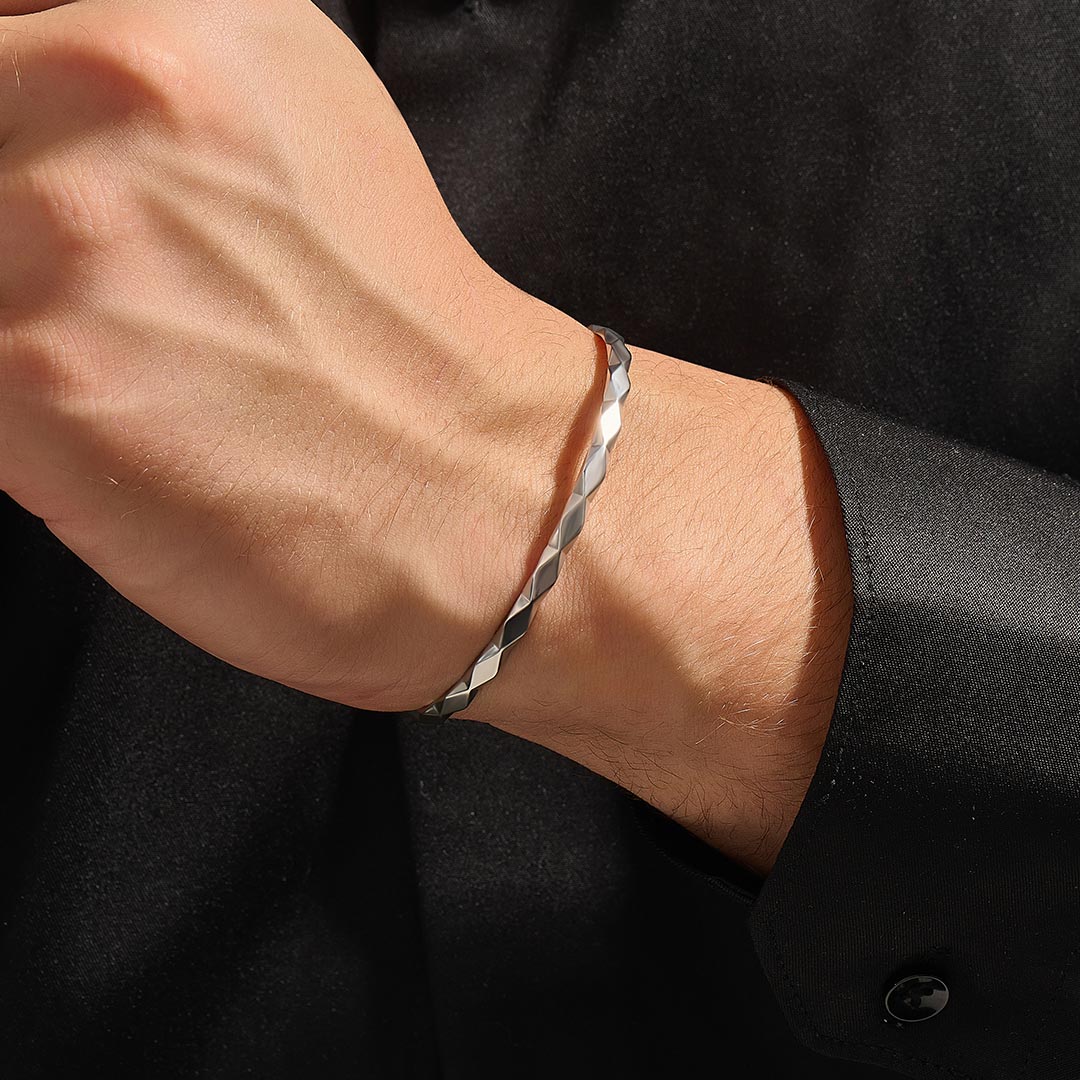 Men's Faceted Design Cuff Bracelet in 925 Solid Silver - Atolyestone