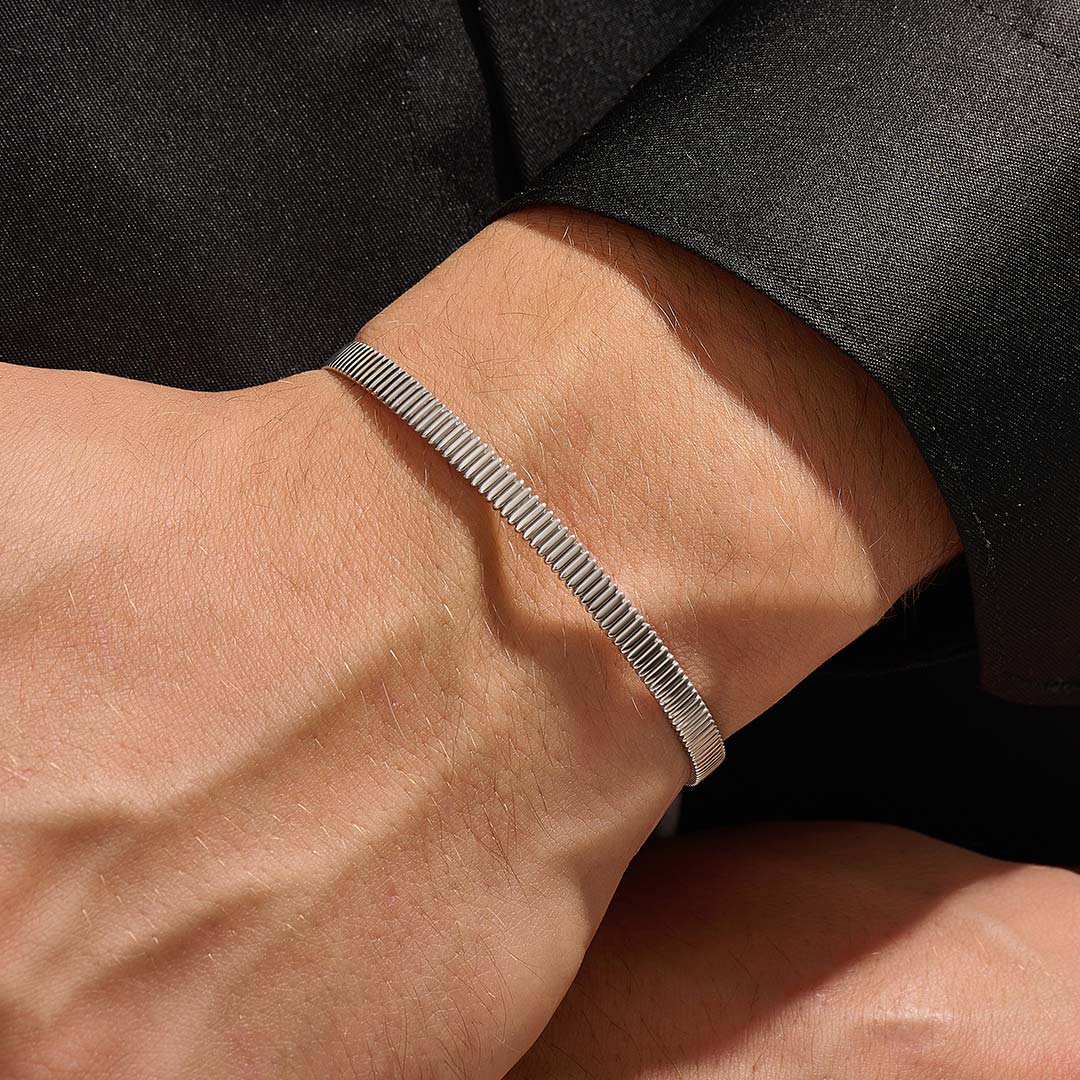 Men's Grosgrain Pattern Cuff in 925 Sterling Silver - Atolyestone