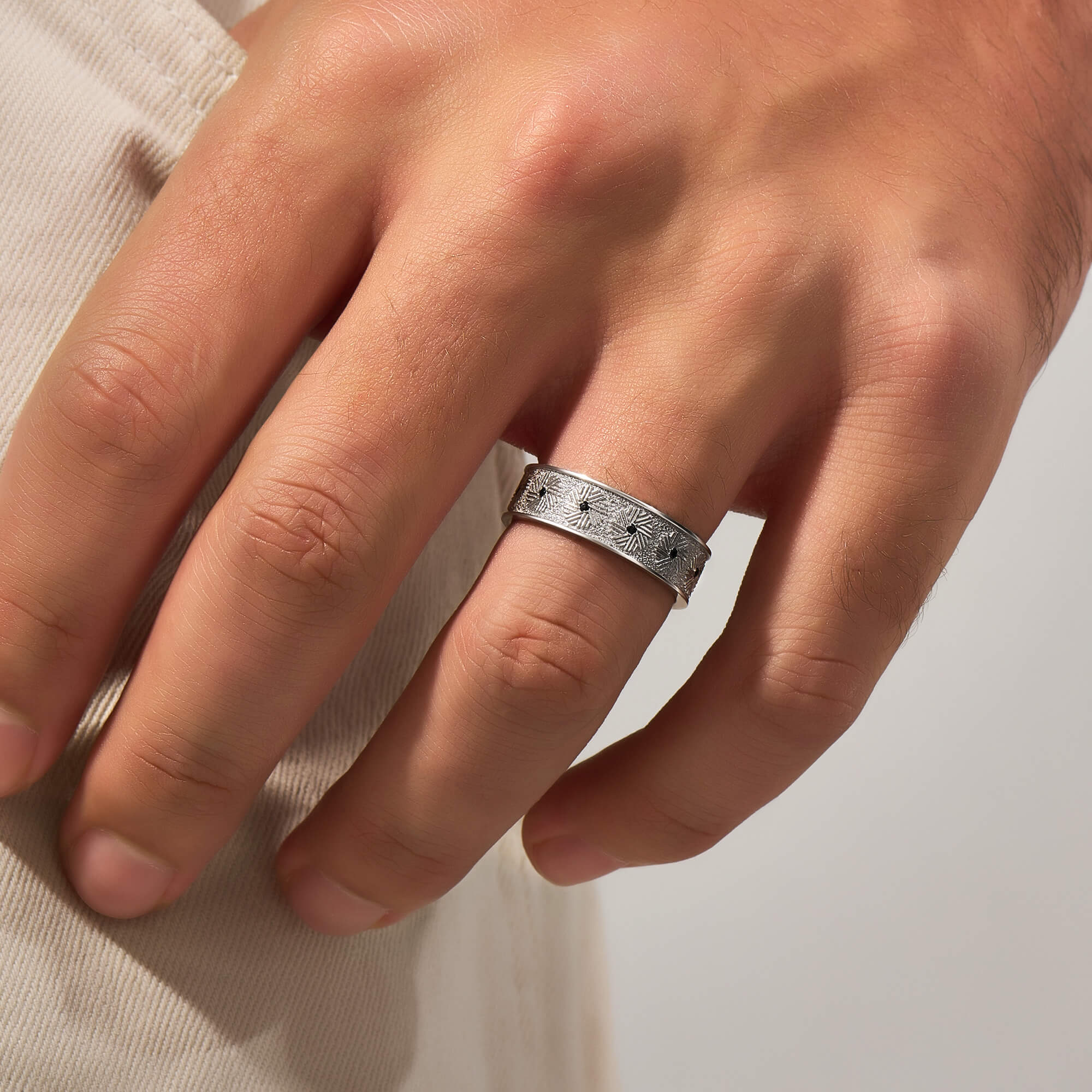 Men's 925 Sterling Silver Millstone-Inspired Band Ring - Atolyestone